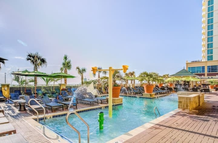 Ocean Beach - Studio - Virginia Beach, VA