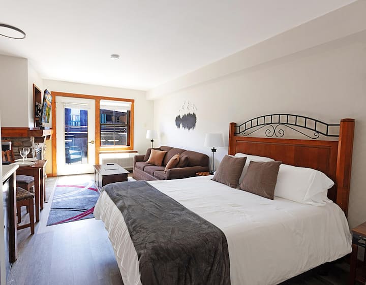 Hh 218: Starlit Studio–hot Tub & Scenic Mnt Views - Snowshoe, WV