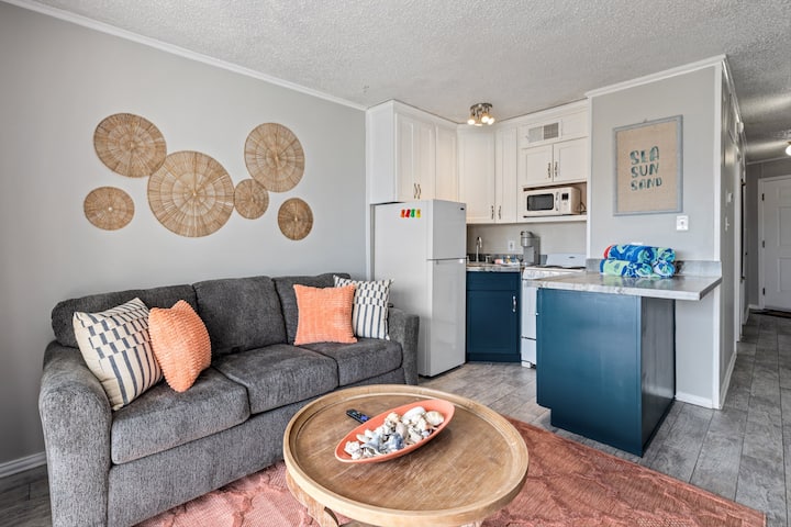 Life's A Beach - Your Gulf Front Escape - Moody Gardens, Galveston