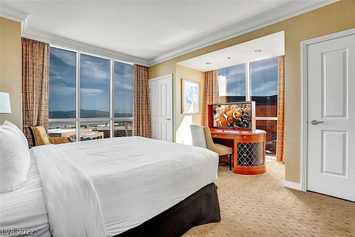 Mgm Signature - 2 Minute Drive To Strip - Paradise, CA