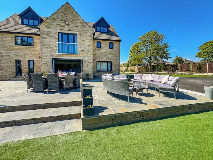 The Old School House - Barnsley