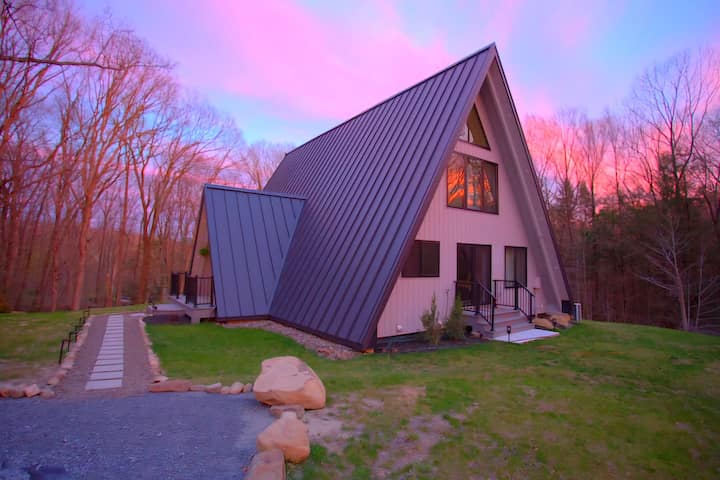 Tristate-a-frame~sauna~hottub~movies~games~60mi~ny - Hudson Valley, NY