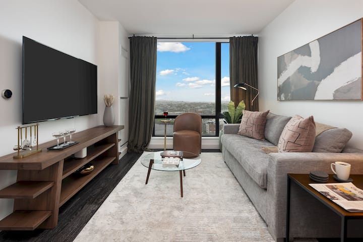 Monthly Skyline Apartment - Boston, MA
