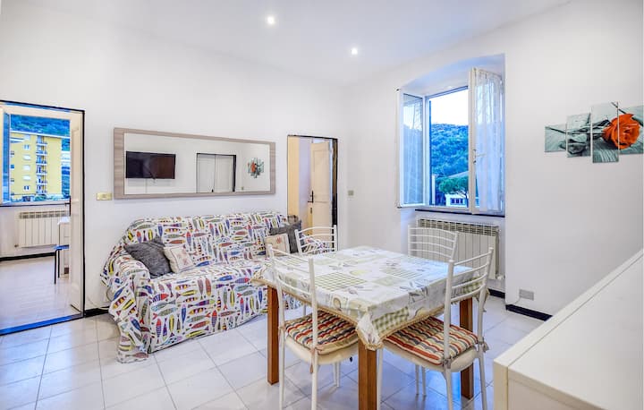 2 Bedroom Gorgeous Apartment In Recco - Recco