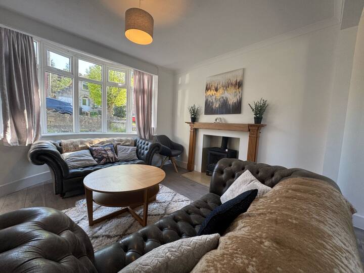 Bowood Entire House Long Stays Parking Free Wifi - Swindon