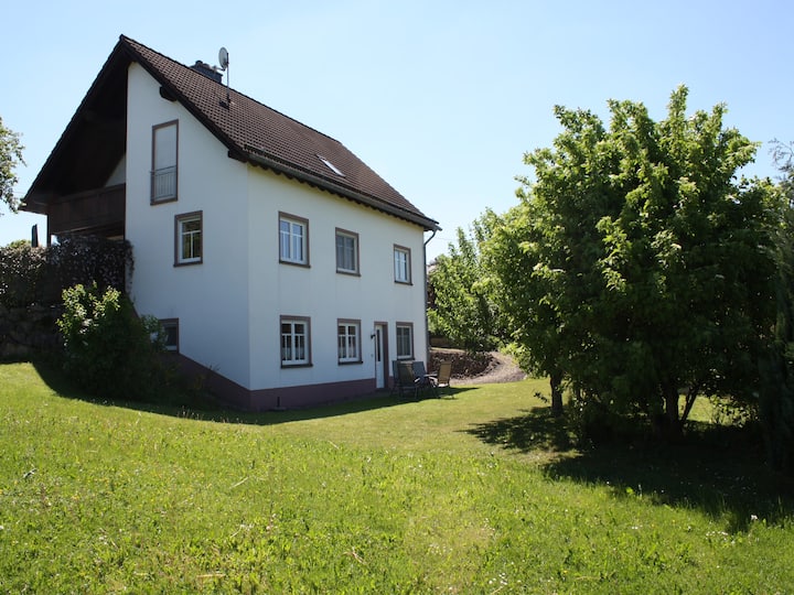 Appartement à Rommersheim Avec Vue Sur La Campagne - Prüm