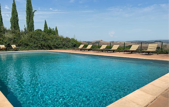 Stunning Home In Asciano - Italy