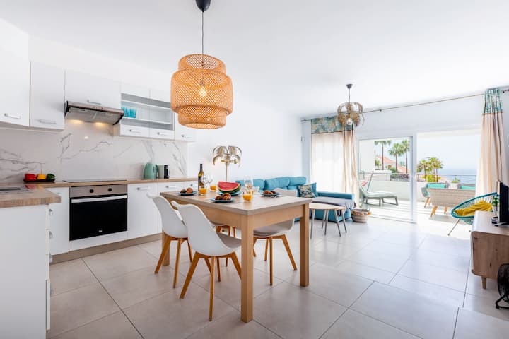 Sunny Paradise With Ocean View - Costa Adeje