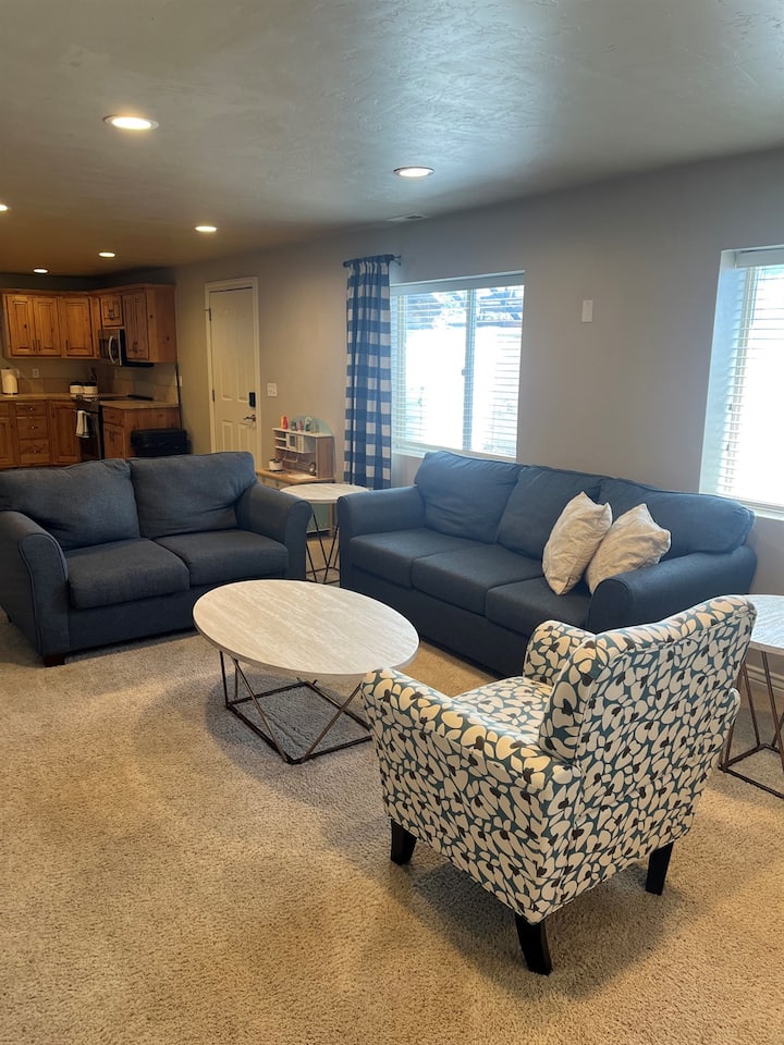 Modern Comfort Meets Mountain Views – Waffles Too! - Lehi