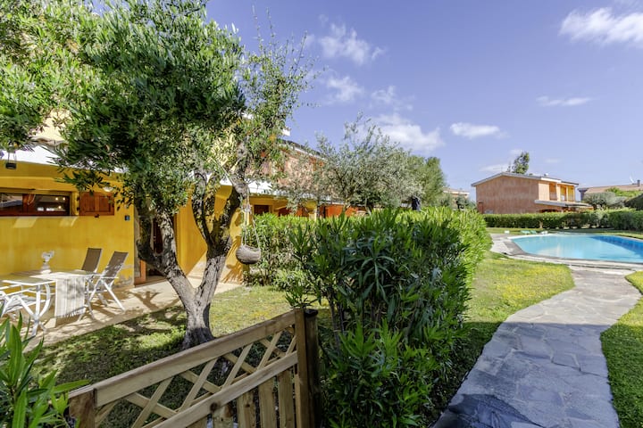 Villa Emerald, Private Compound Swimming Pool - Sant'Anna Arresi