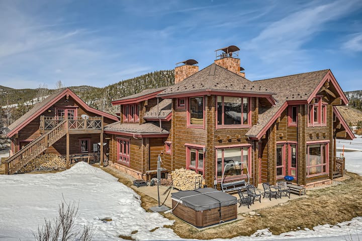 Luxury Home For 12 With Hot Tub, Sauna & Mtn Views - Breckenridge, CO