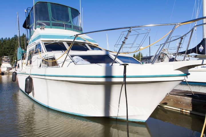 Sleep Aboard 36ft Yacht In Anacortes Marina - Anacortes, WA
