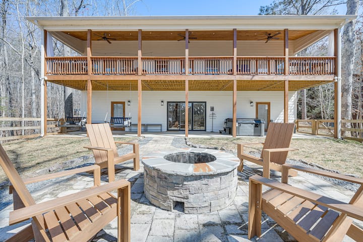 Ellijay Home 4 Mi To Dtwn: Hot Tub & Resort Perks! - Ellijay, GA