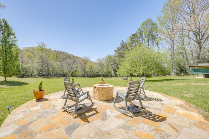 3 Mi To Dtwn Hiawassee: Mountain Cottage W/ Views - Hiawassee, GA