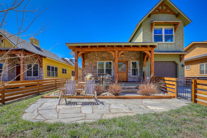Downtown Craftsman - Walk To River, Cozy Fireplace - Pagosa Springs, CO