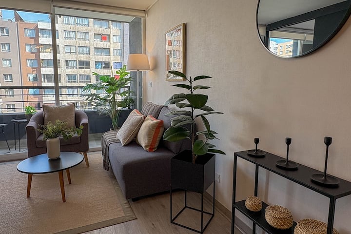 24/7 Desk | Washing Machine | Ac | Pool And Gym - Santiago
