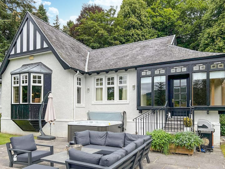 Morar Lodge - 