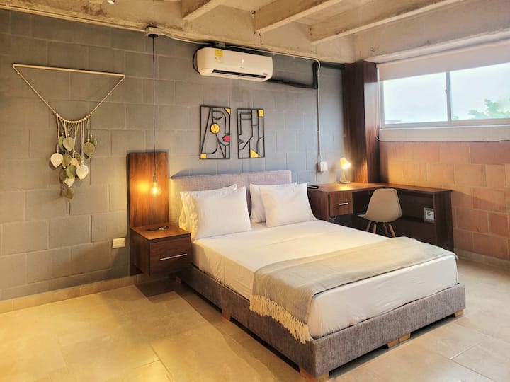 W* | Stunning 1br W/ Ac  In Laureles - Medellín, Colombia