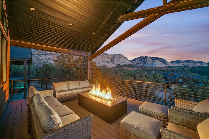 High Desert Home | Modern Luxury Near Zion Np - Orderville, UT