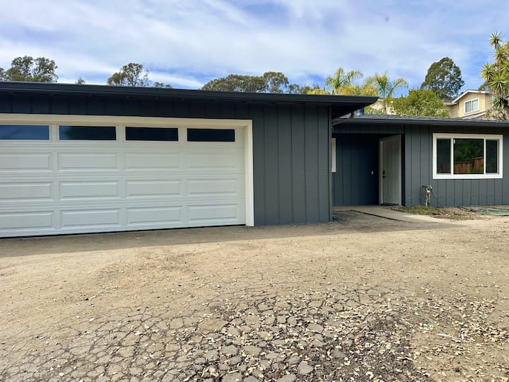 Beautiful 4 Bd/2 Ba Home, 1.5 Miles From The Beach - La Selva Beach, CA
