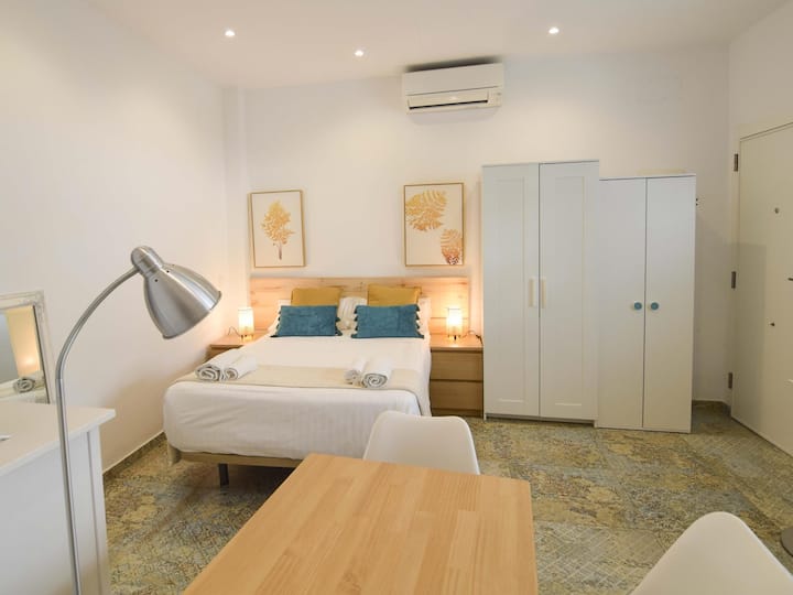 Letplanet Fragata Studio - Fuengirola