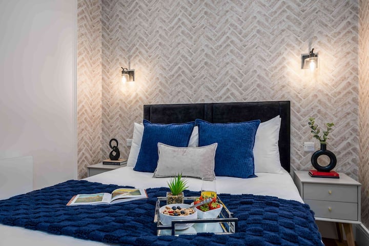 Relaxed &  Luxurious Apartment With Garden - Bournemouth