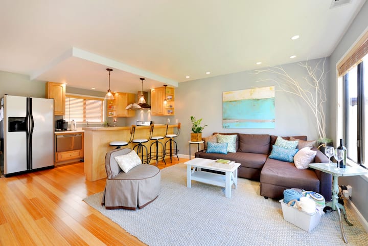 Beautiful High End Cottage Very Close To The Beach - Morro Bay, CA