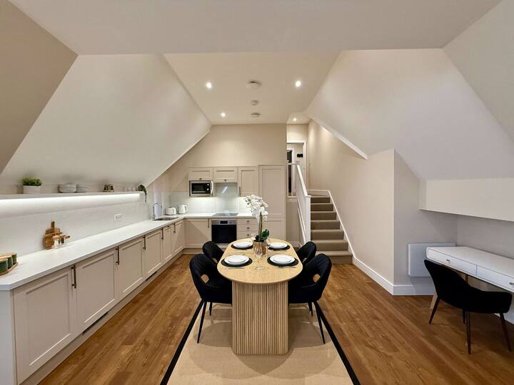 Cliff Heights Apartment 7 - Luxury By The Coast - Bournemouth