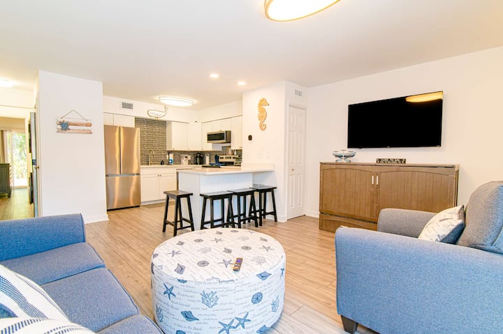 Pet And Motorcycle Friendly Ground Floor Gem - Garden City, SC