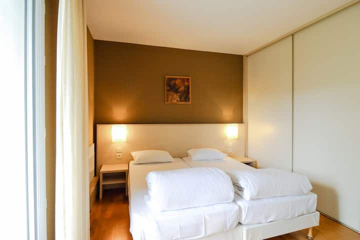 Relaxing Getaway W/balcony Near Lake Geneva - Divonne-les-Bains