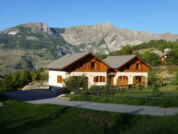 Deux Grands Chalets Communicants - Les Orres