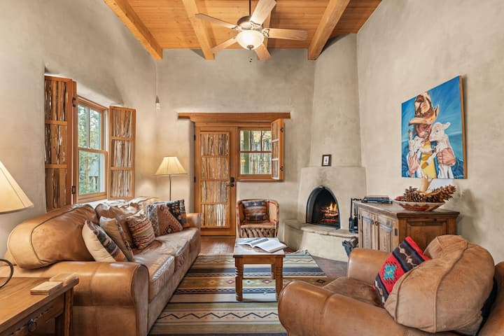 New Listing! Live Like A Local | Stroll To Plaza - Santa Fe, NM