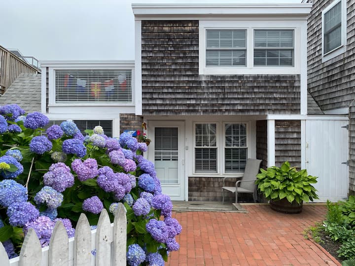Waterfront Condo In The Heart Of Ptown Rpsh011 - North Truro, MA