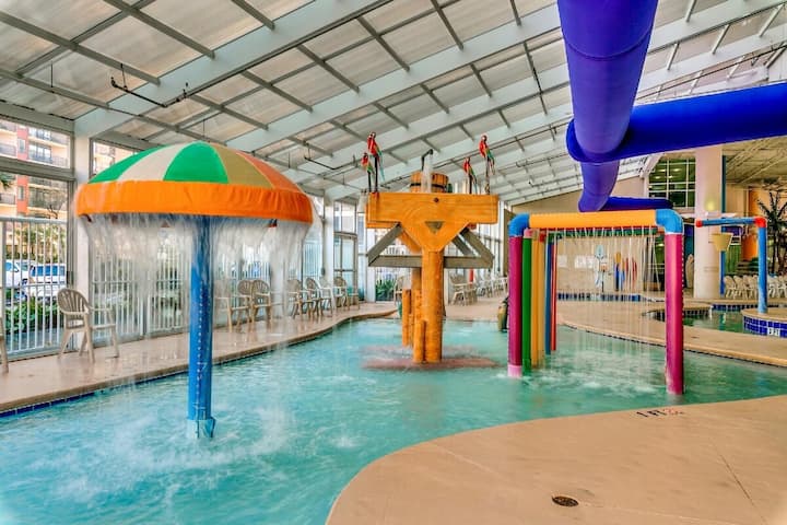 Winter Retreat! Oceanfront Waterpark @ Dunes Villa - Myrtle Beach, SC