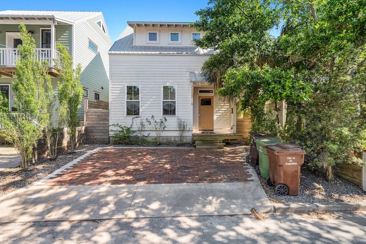 Lincolnville Haven L Walk To Dntn L Dog Friendly - St. Augustine, FL