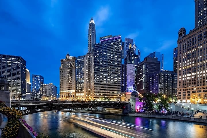 Vacation At Its Finest! 3 Units, Pet-friendly! - Chicago, IL
