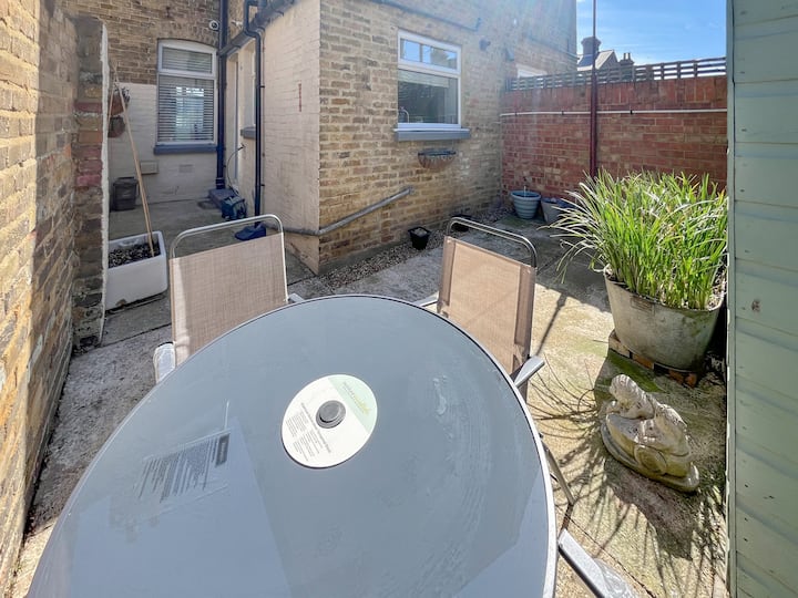 Newington House - Broadstairs