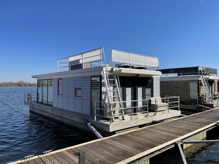 Floating 44 In Xanten - Boot 4 - Rees