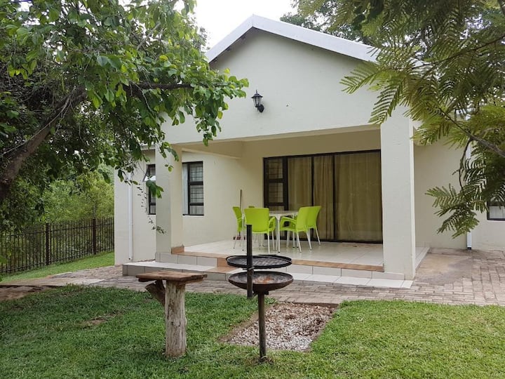 Two Bedroom Chalet 2 - Hazyview