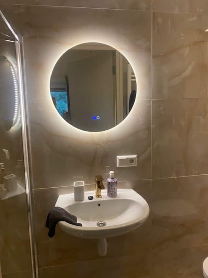 De Beuk Charming And Stylish Guesthouse - Hoofddorp