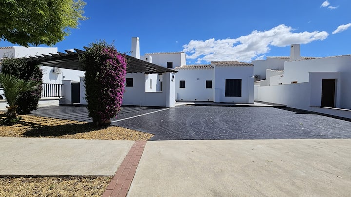 Spectacular 4 Bed Villa At El Valle Golf Resort - Murcia