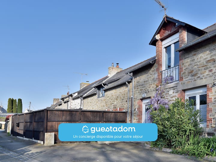 La Saudrais - Parking - Jardin - Ploubalay