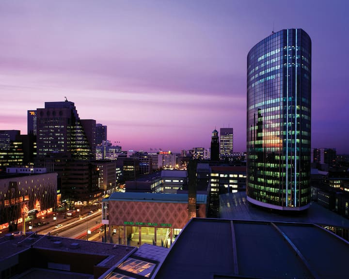 Luxurious Bed In Chic Hotel In Rotterdam - Rotterdam