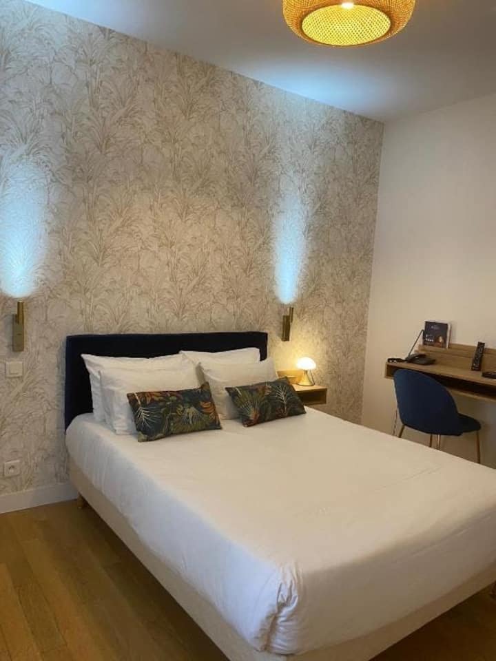 Hôtel Boileau - Double Confort Room - Boulogne-Billancourt