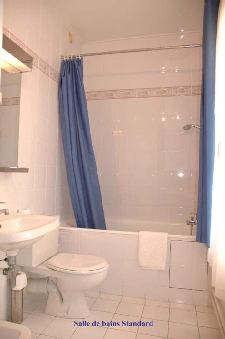Hôtel Boileau - Triple Room - Boulogne-Billancourt