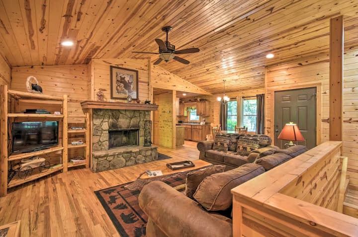 4 Bdrm Bear Paw! Pool Table! Near Wineries &Hiking - Cleveland, GA