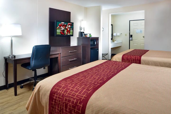 3 Affordable Rooms With Easy Highway Access - Paducah, KY