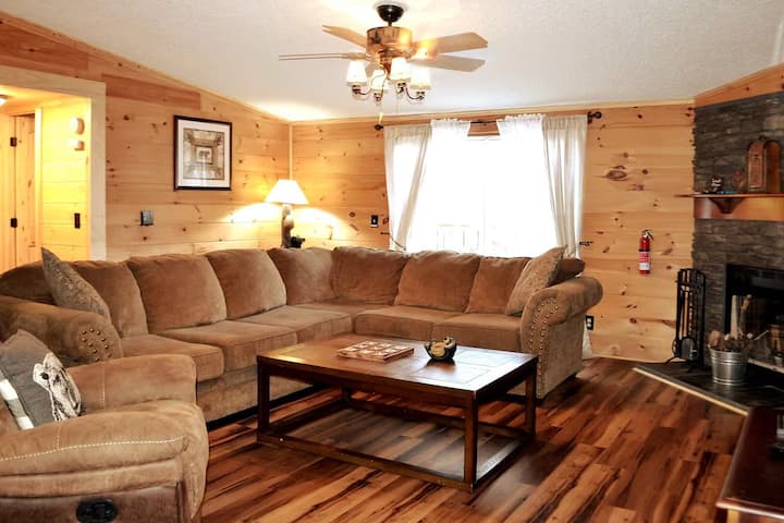 Sleeps 6・cozy Cabin・spacious Outdoor・view・firepit - Gatlinburg, TN