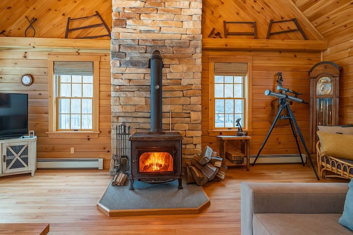 Pucky Pines: 20 Mins To Holiday Mtn W/ Hot Tub - Bethel