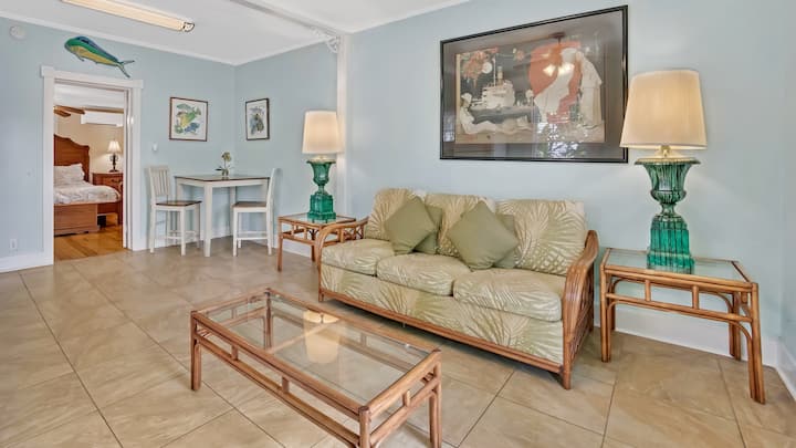 Antigua Suite At Seaport Inn - Key West, FL